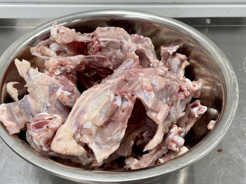 Кости (каркасы) куриные