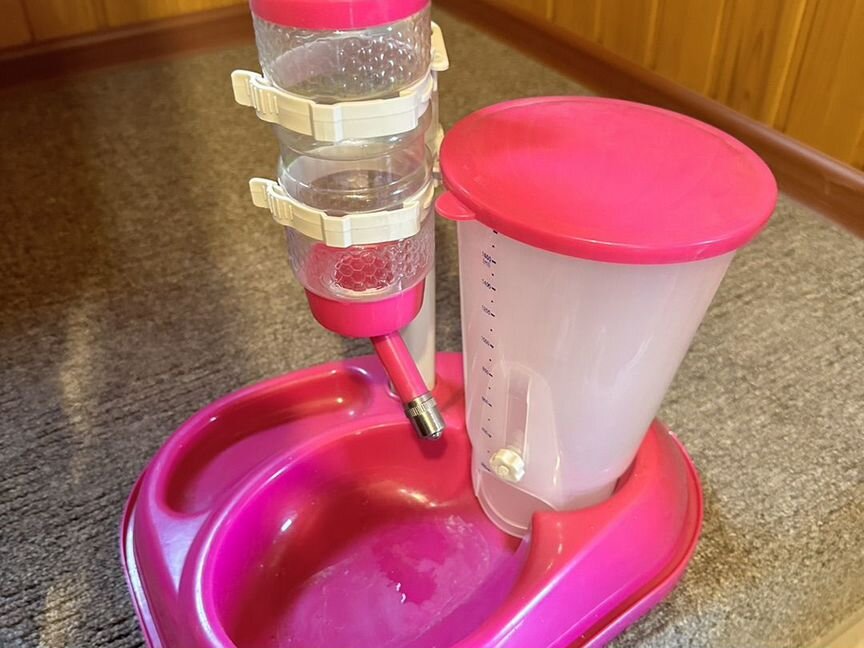 Поилка сухие усы