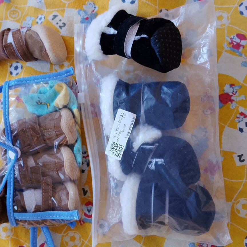 Ботиночки для маленькой собачки