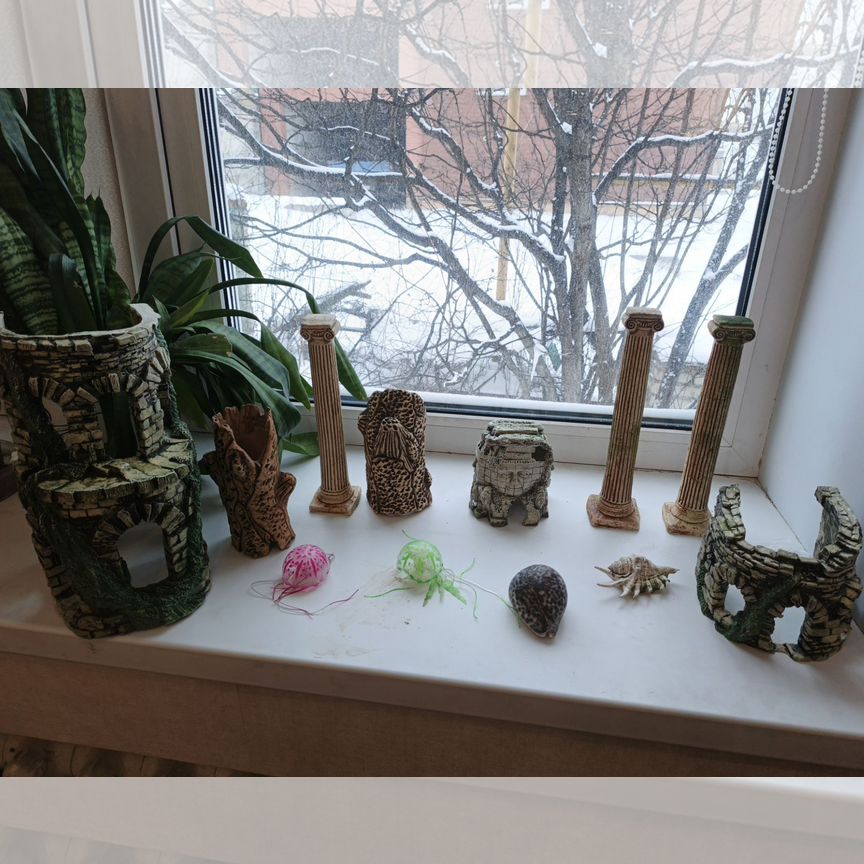 Украшения для аквариума (гот)