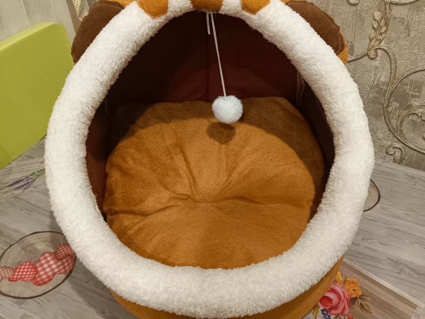 Лежанка для кошек и собак