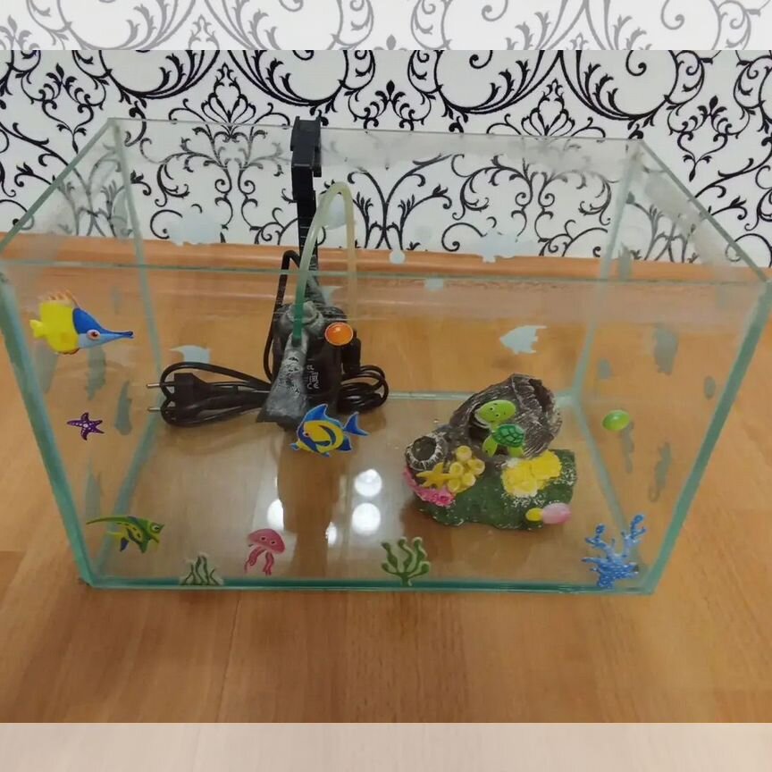 Аквариум для рыбок бу