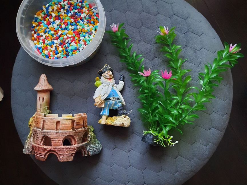 Декор для аквариума (грунт,замок,растение)