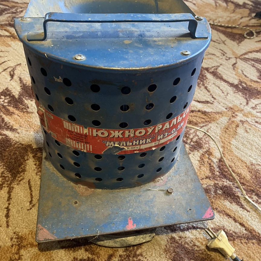 Измельчитель зерна Мельник из-0,5 метра