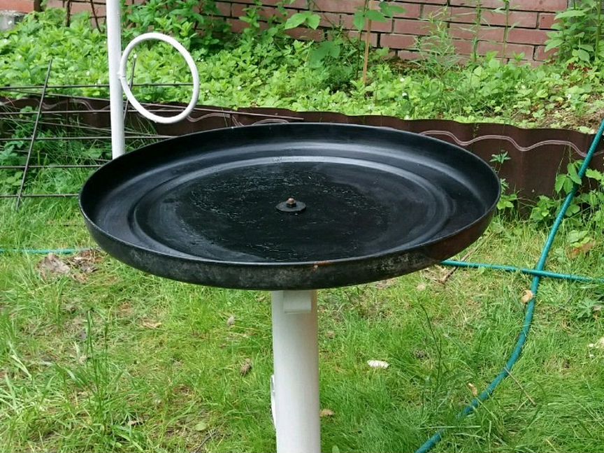 Открытый вольер для крупного попугая