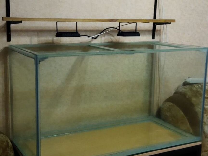 Аквариум 300 литров + стол