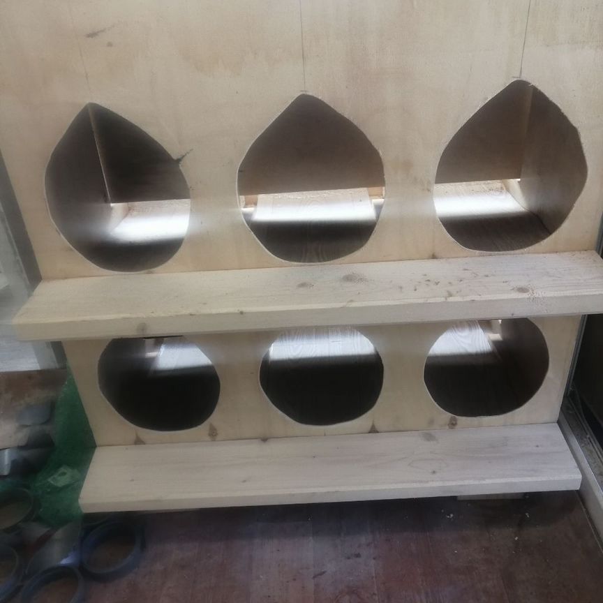 Гнездо для кур с яйцесборником