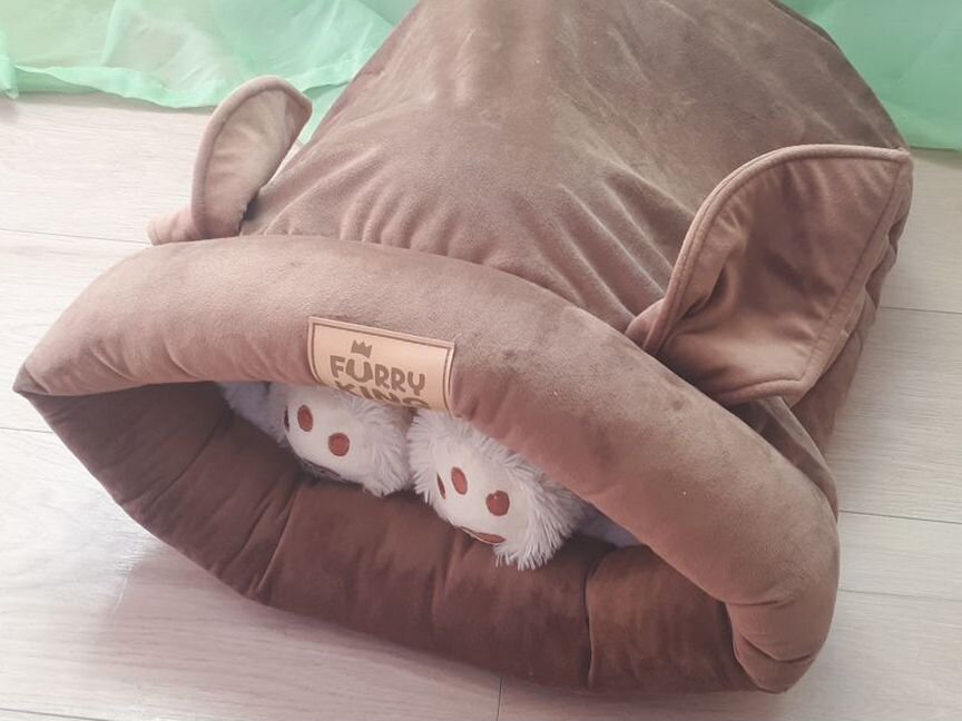 Домик для кошек и собак