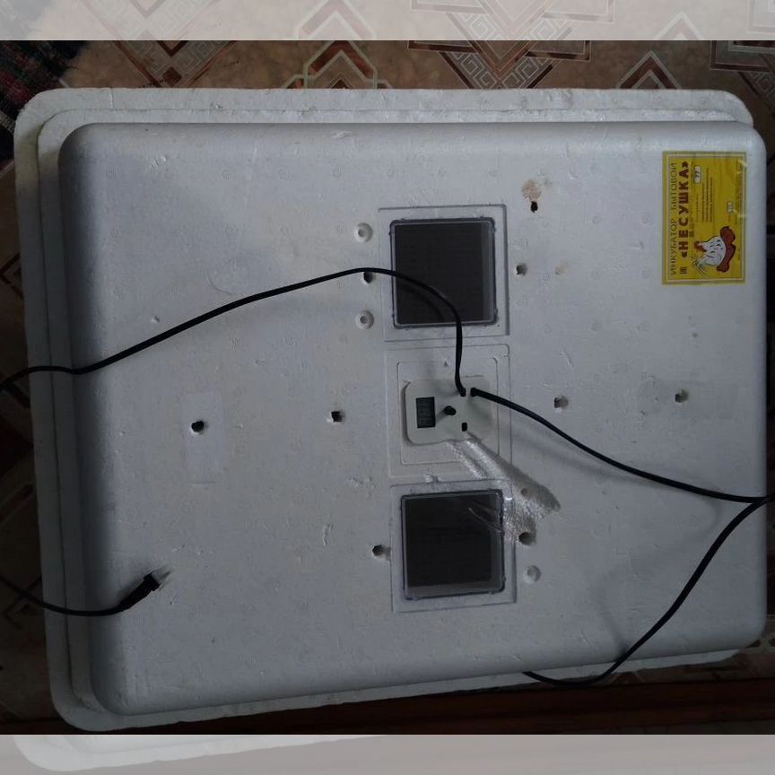 Инкубатор для яиц автоматический бу