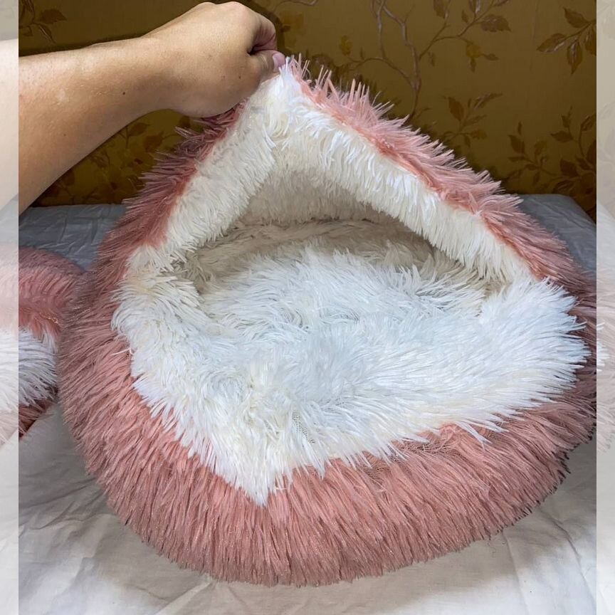 Лежанка для кошек новая Домик Нора