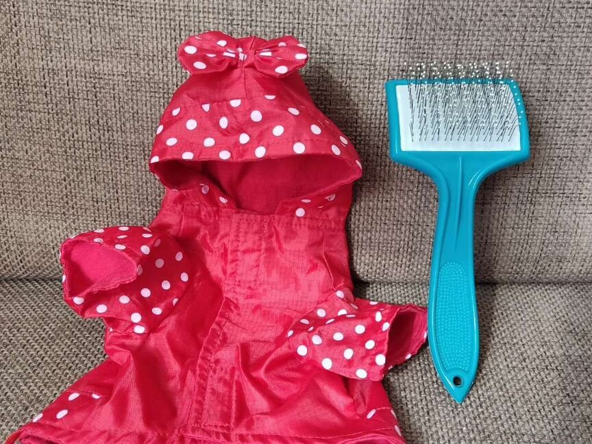 Дождевик для маленькой собаки