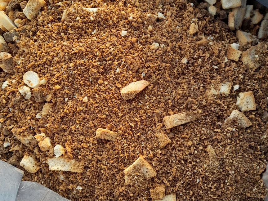 Хлеб на корм животным