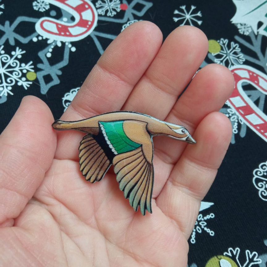 Брошь Значок Новый