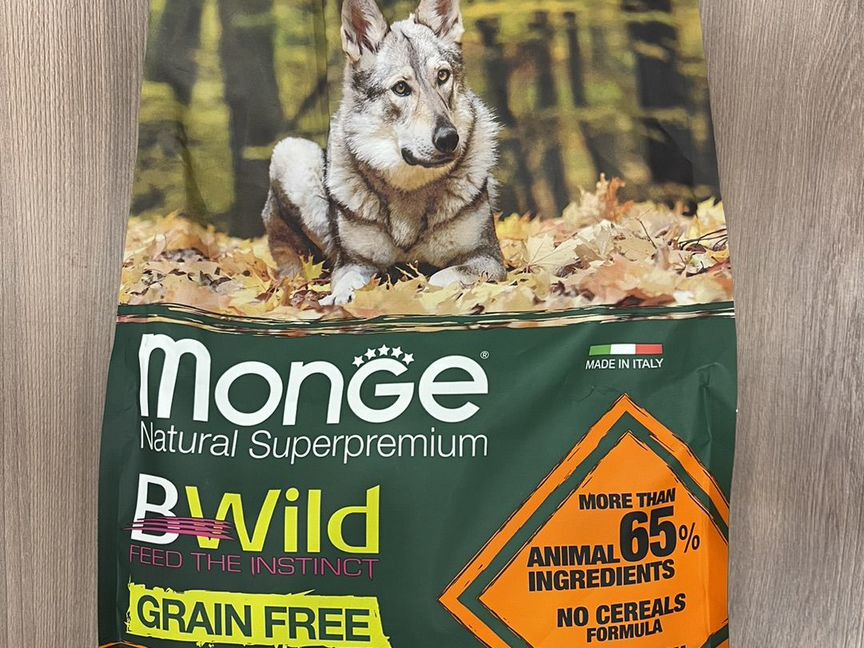 Корм для собак Monge Bwild из мяса утки 2,5 кг