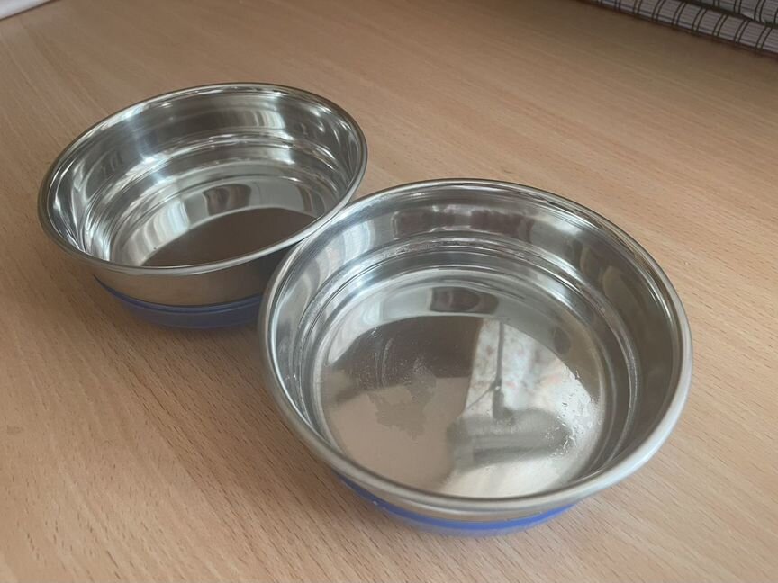 Миски для кошек и собак