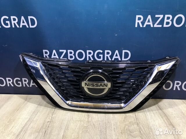 Решетка радиатора Nissan Qashqai J11 1.2 HRA 2018 купить в Санкт ...