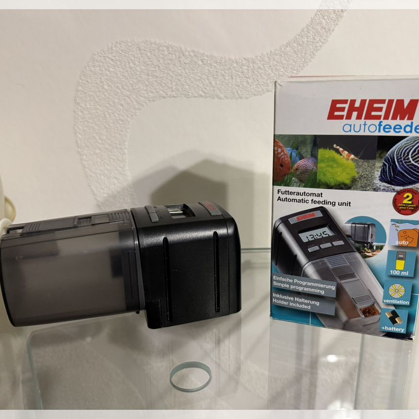 Автоматическая кормушка для рыб eheim 3581