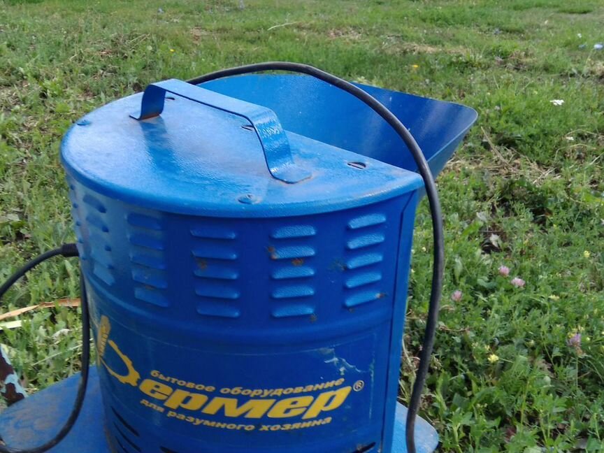 Зернодробилка