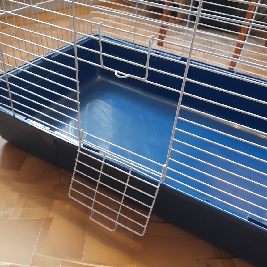 Клетка большая