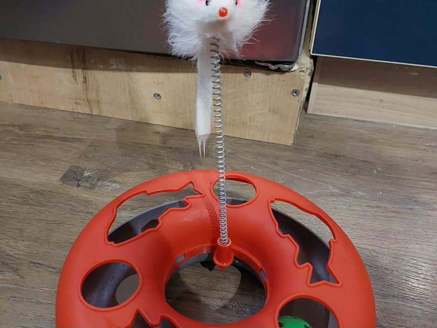 Игрушки для кота