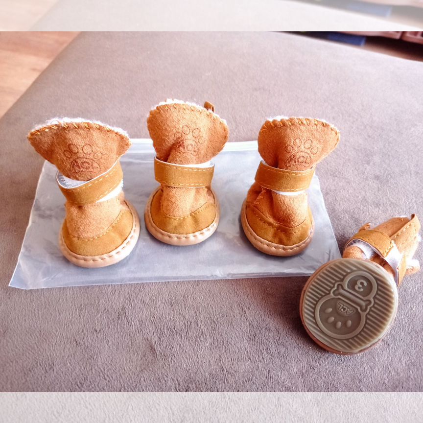 Ботинки для маленьких собак