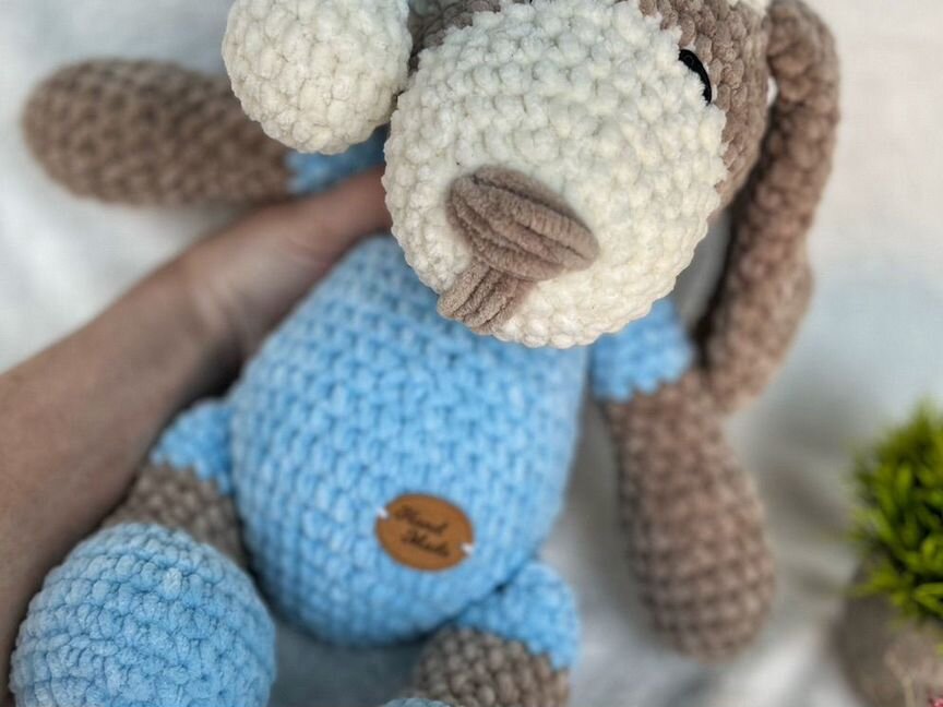 Плюшевая собачка в наличии