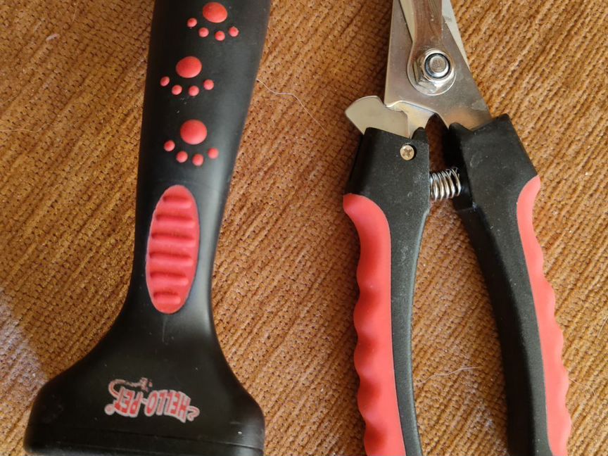 Чесалка и когтерез