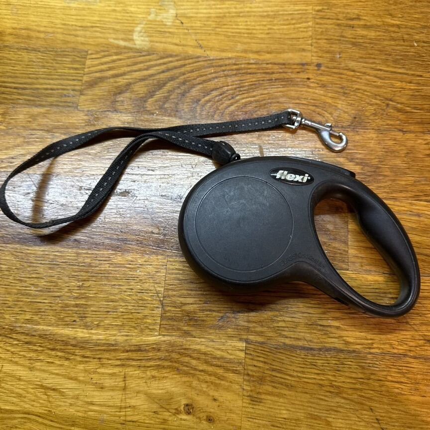 Поводок рулетка flexi для маленьких собак