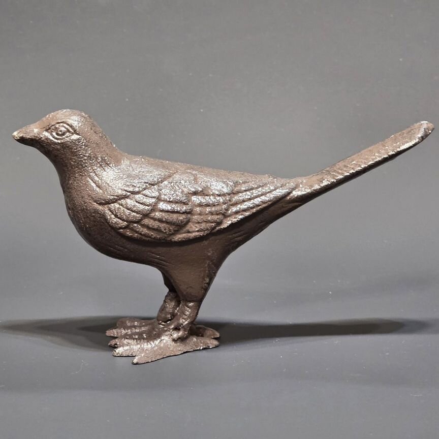 Птица. Чугун