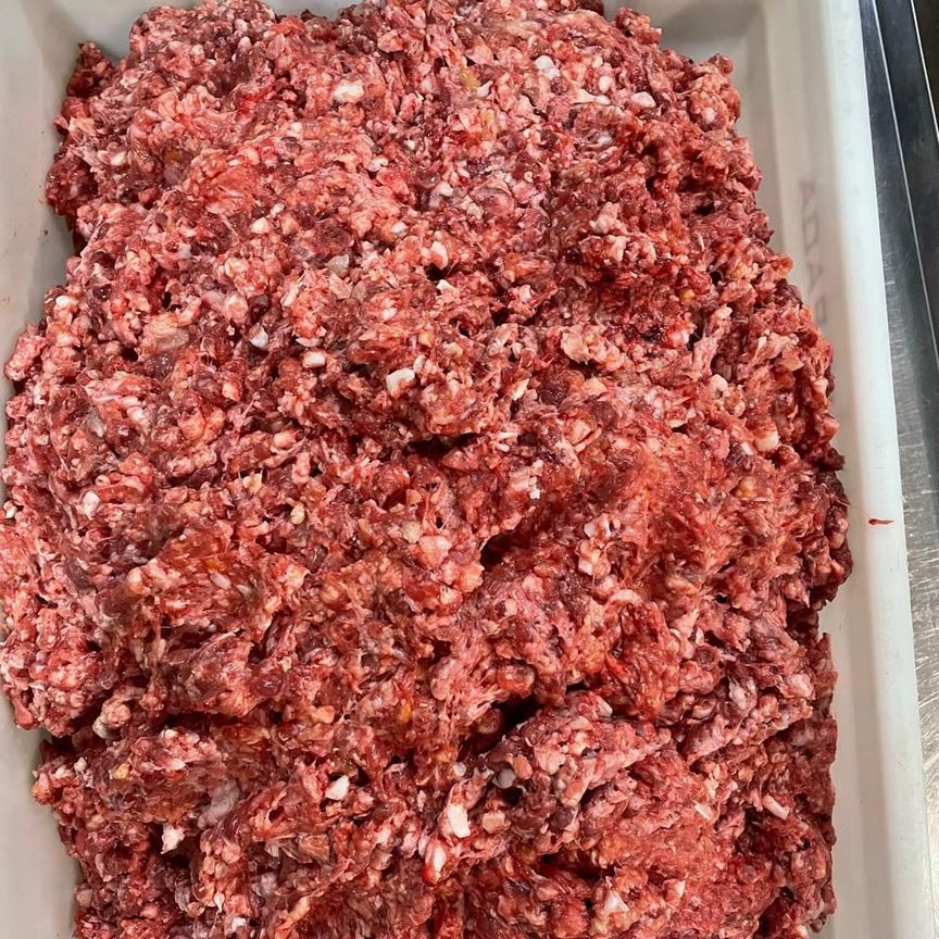 Фарш говяжий мясо обрезь для собак
