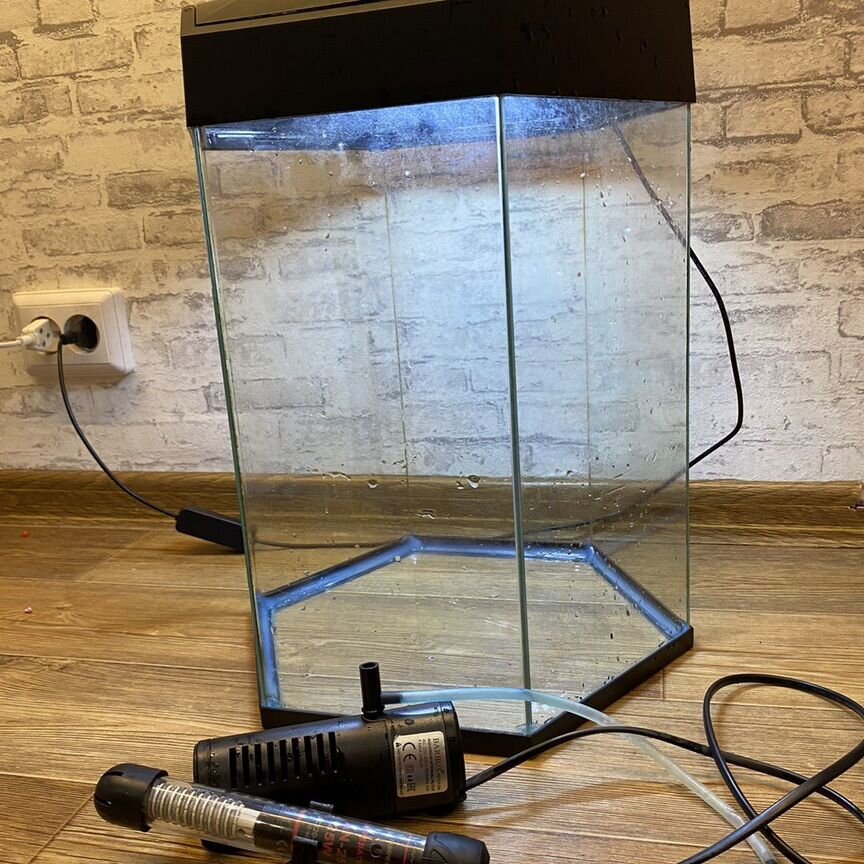 Аквариум шестигранный 20л