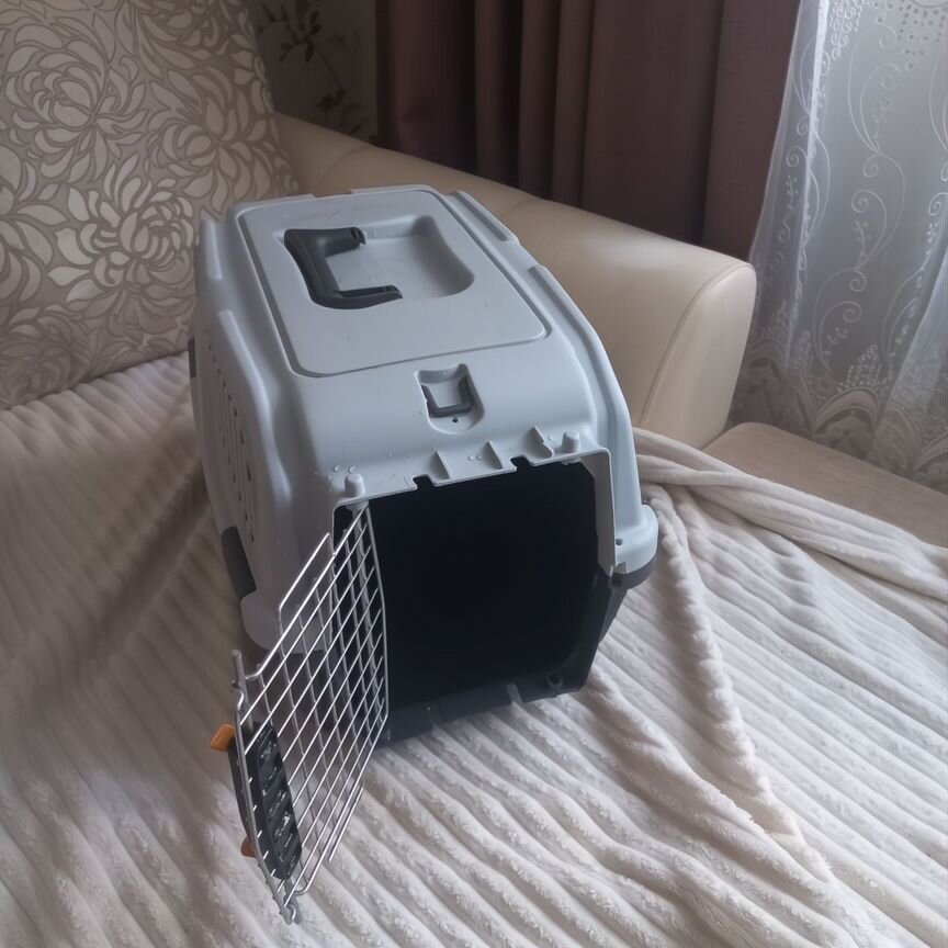 Переноска для собак мелких пород и кошек