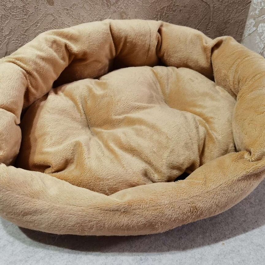 Лежанка для кошки, собаки