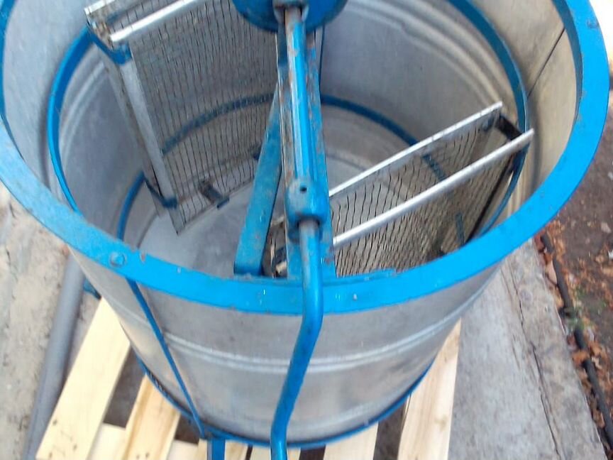 Медогонка 2 рамочная бу