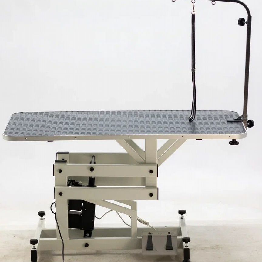 Стол для груминга собак электрический