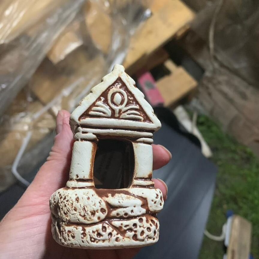 Грот домик 8,5*5*7,5 см