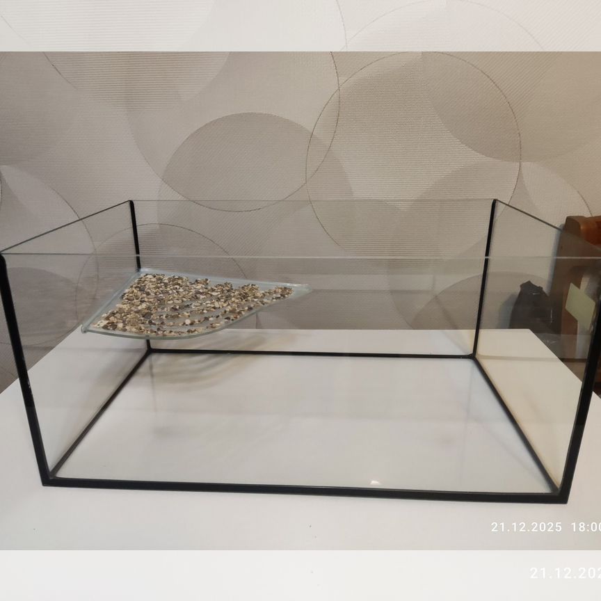 Аквариум с берегом для черепахи