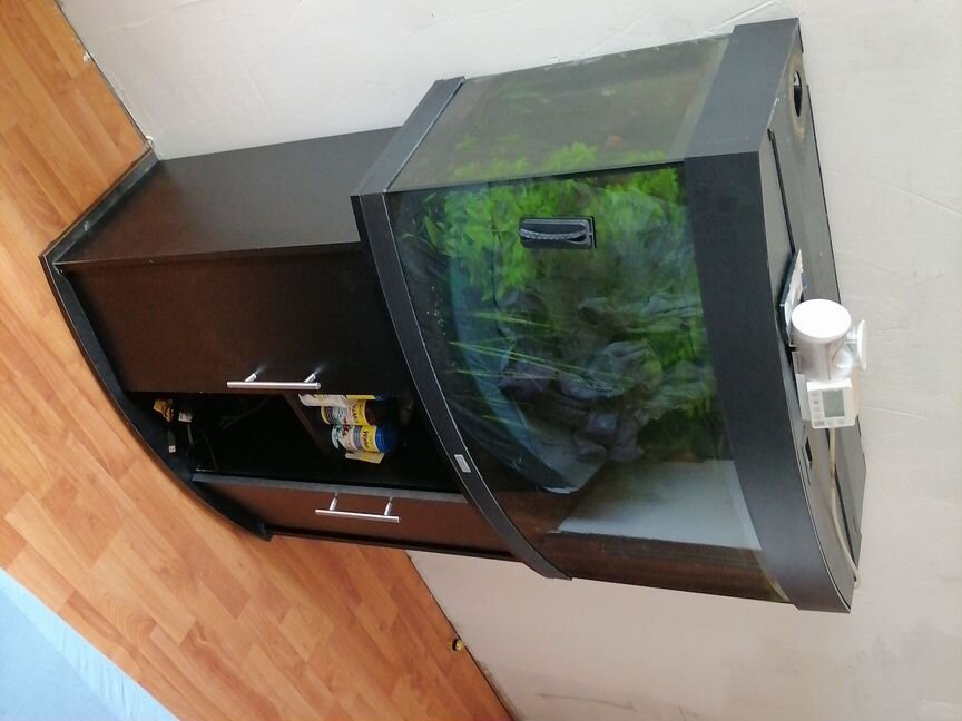 Аквапиум Ювель 180л панорамныйи тумба