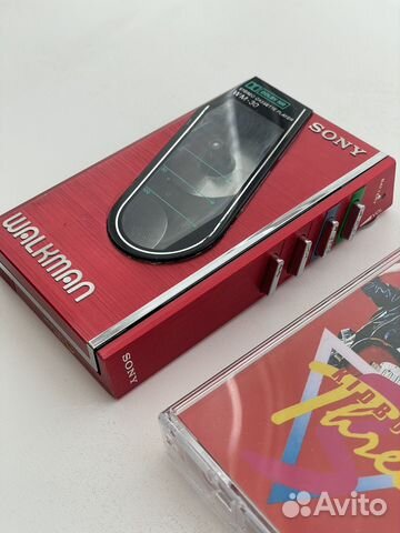 Кассетный плеер Sony Walkman WM-30 Красный купить в Стерлитамаке ...