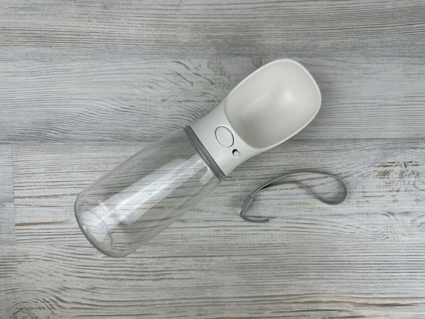 Поилка дорожная переносная для собак и кошек 550мл