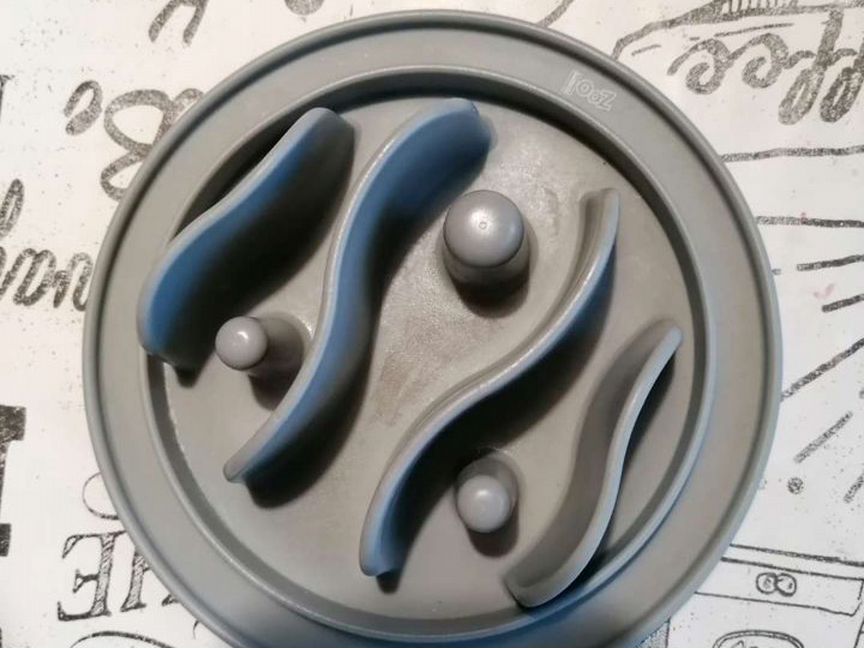 Тарелка для собак для медленного питания