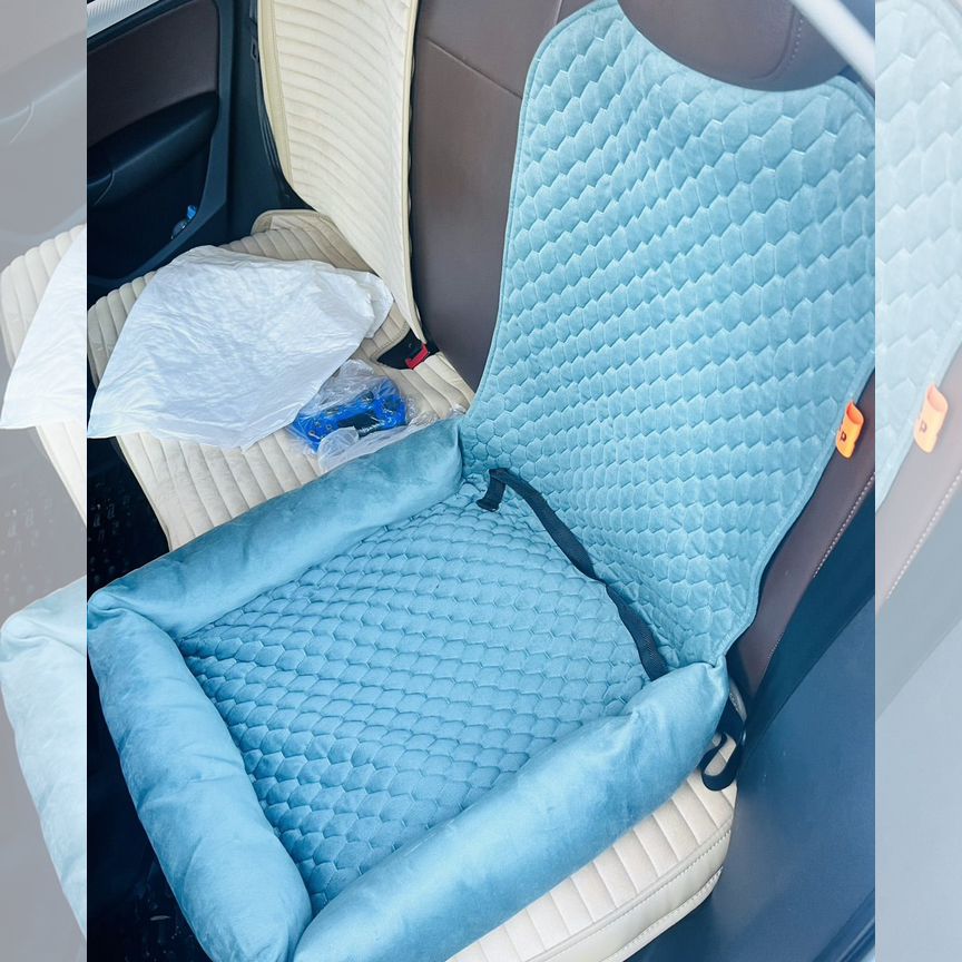 Лежанка для животных в авто