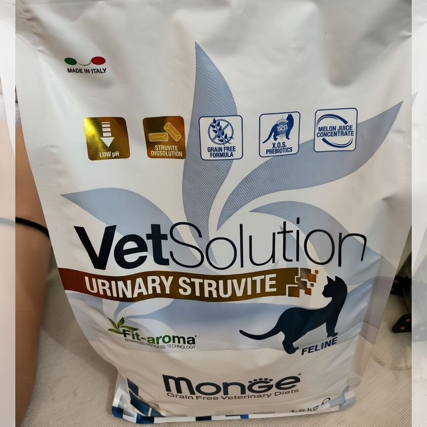 Корм для кошек monge