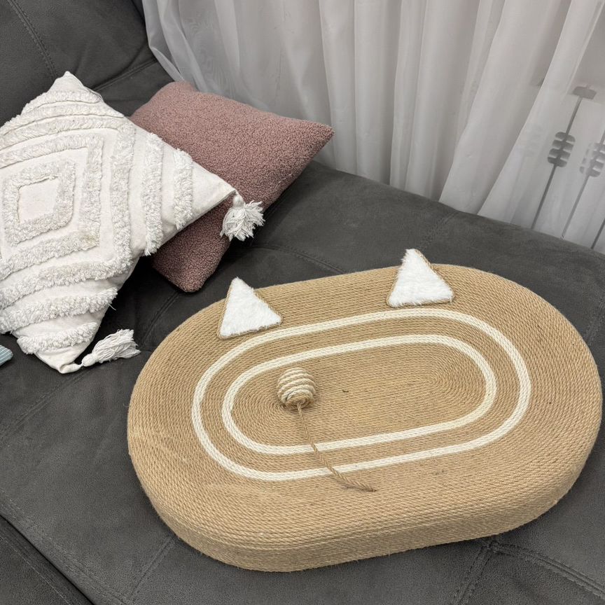 Когтеточка и лежанка