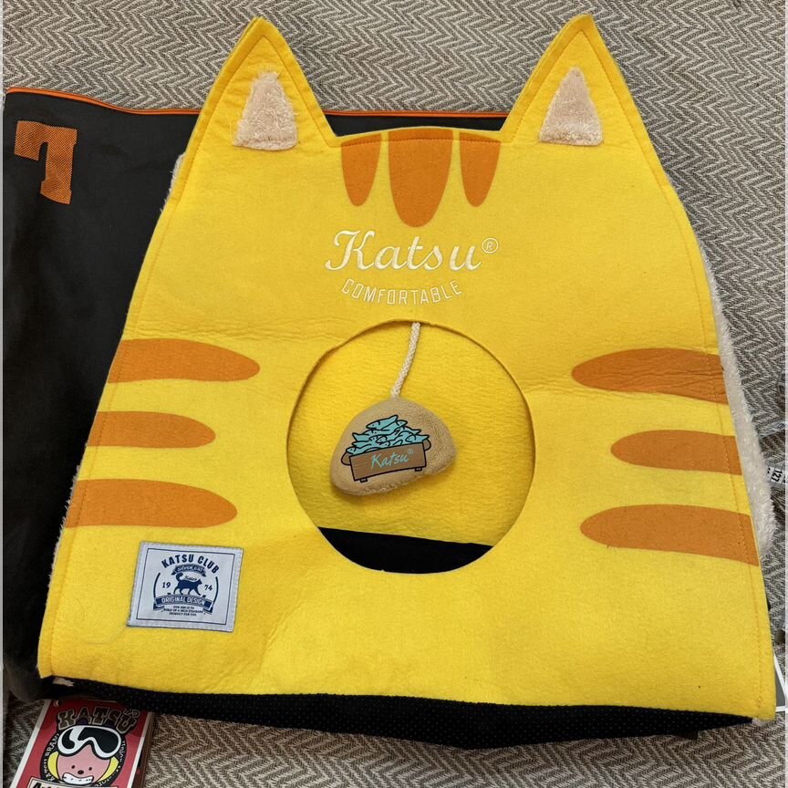 Дизайнерский домик для кошки