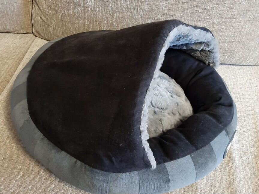 Домик-лежанка, спальник для кошек и собачек. Новая