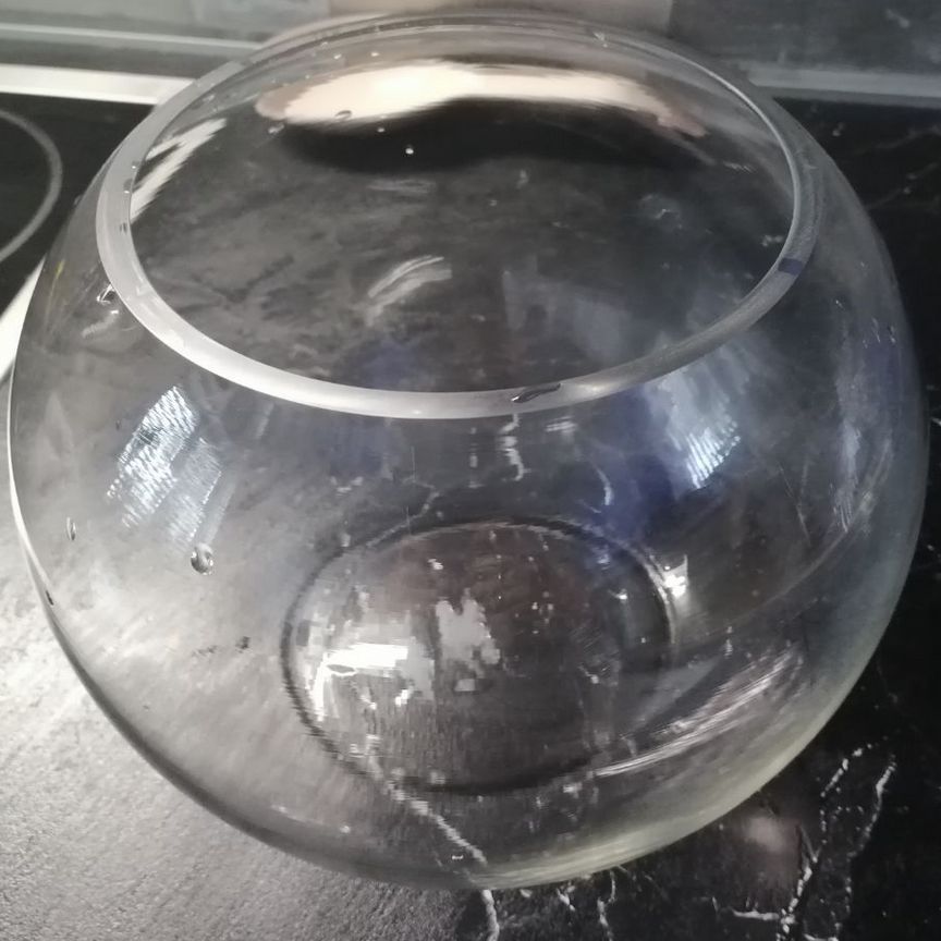 Аквариум для рыбок круглый