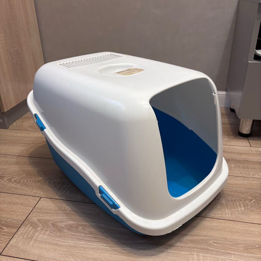 Кошачий лоток закрытый