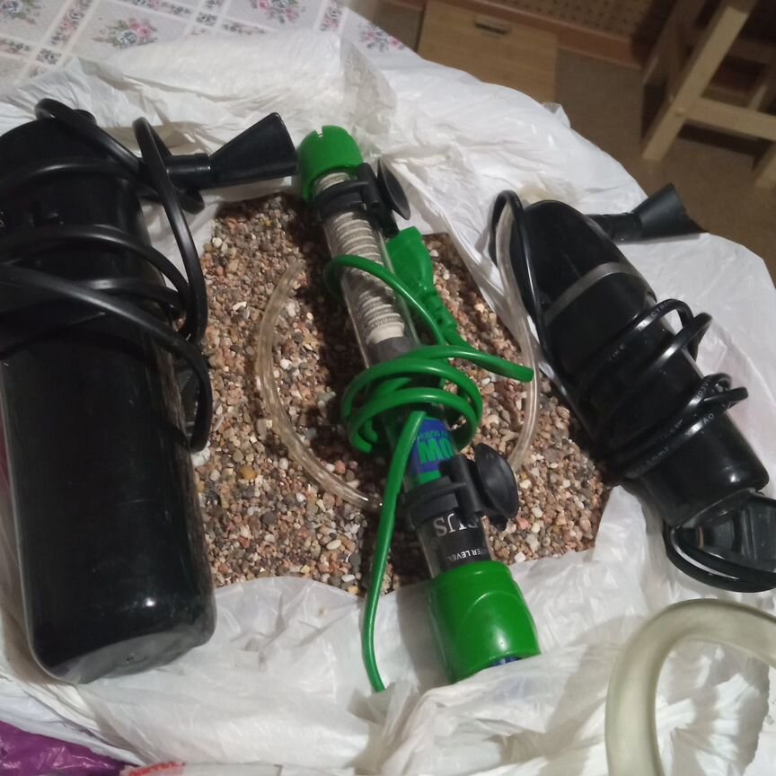 Оборудование, камни, песок для аквариума, корм