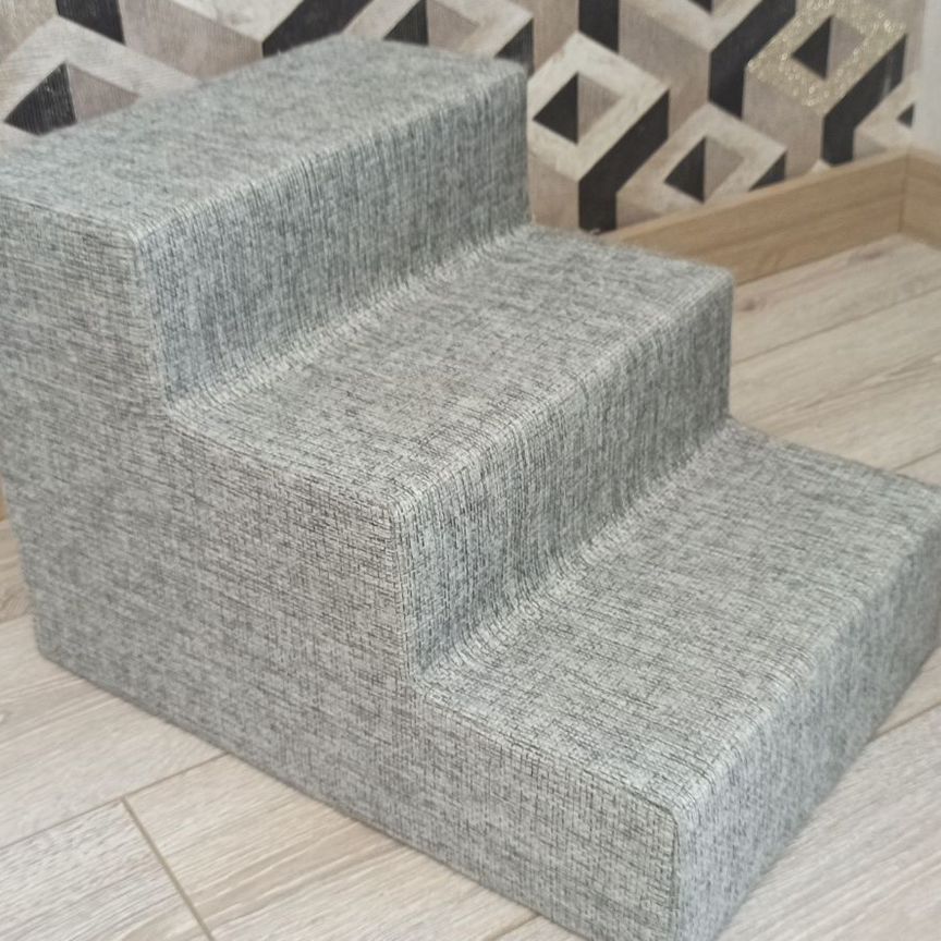 Лестница для маленьких собак